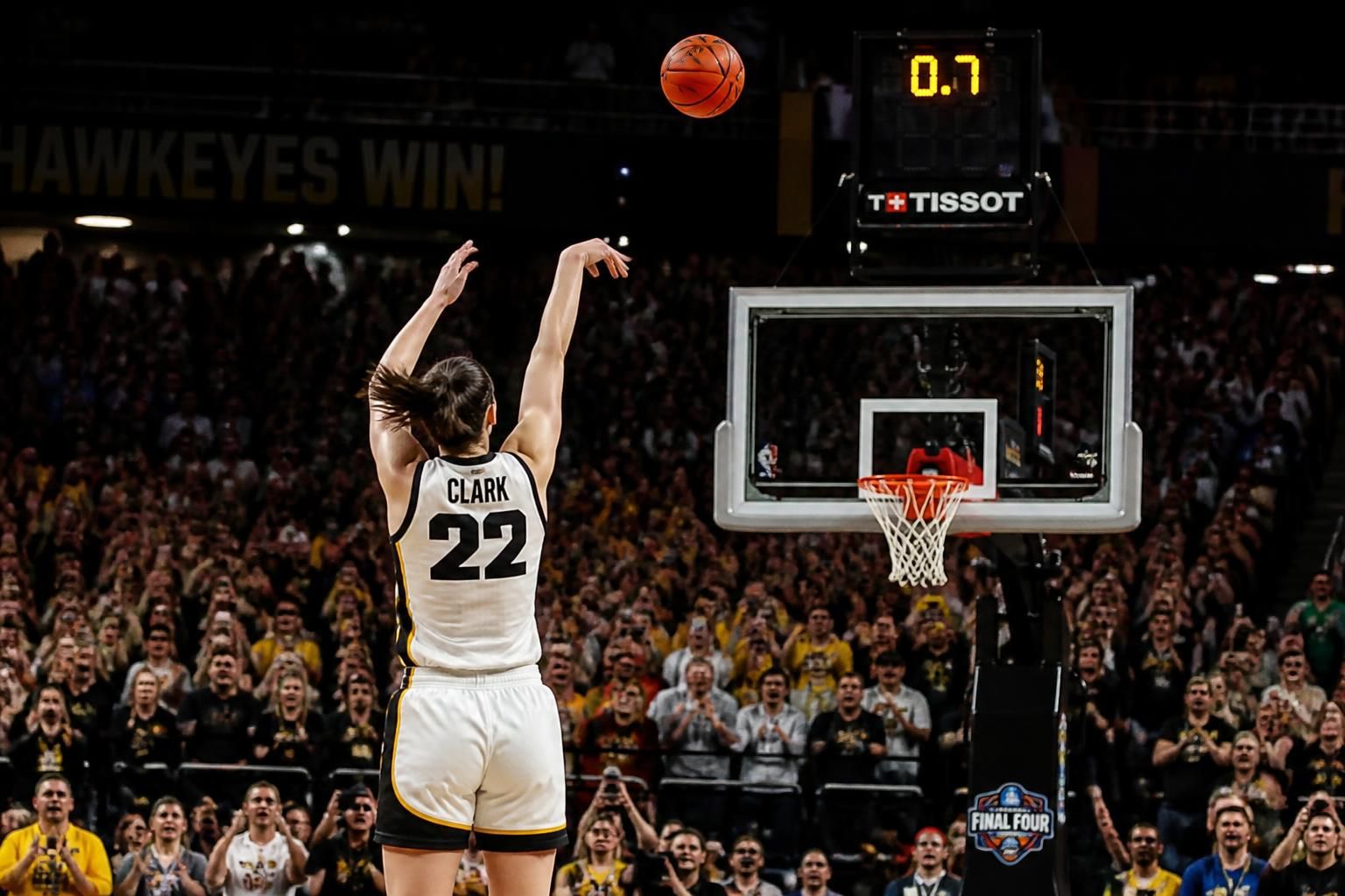 Caitlin Clark's Buzzer-Beater Shuts Up Doubters! 🏀🔥